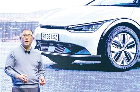 다 죽어가던 기아 살려낸 정의선의 경영 비법 한국경제