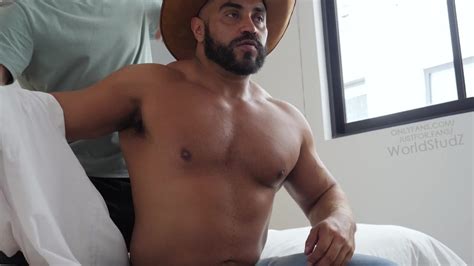 Mexican Bull Fernando Is Milked And Edged By Another Man Worldstudz