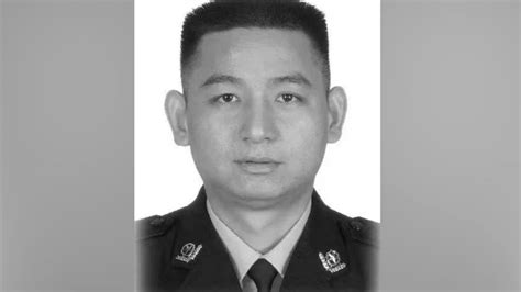 南昌一民警值班期间突发疾病因公殉职，年仅49岁七环视频澎湃新闻 The Paper