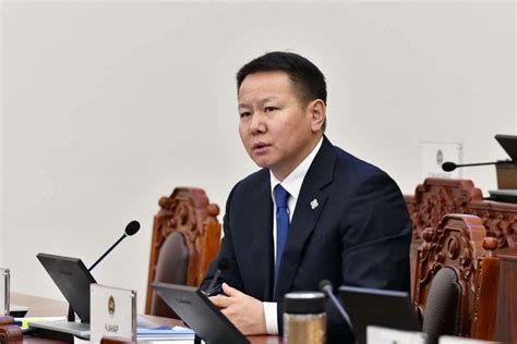 ЭЕШ ын жишээ даалгаврууд нээлттэй байршжээ