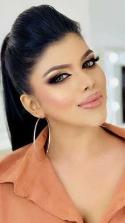 මෙයාට ආදරේ කට්ටිය කෝ බලන්න Sub එකක් දගෙන යන්න Viral Youtubeshorts