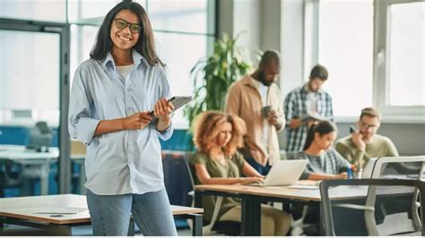 Mengenal Pentingnya Customer Oriented Dan Strategi Penerapannya