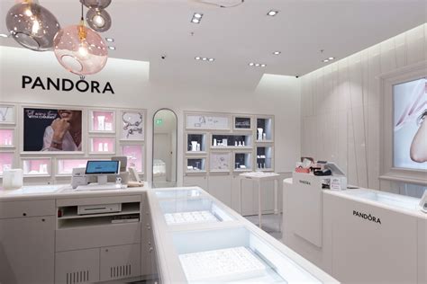 First Look Inside The New Pandora Store In Aberdeen