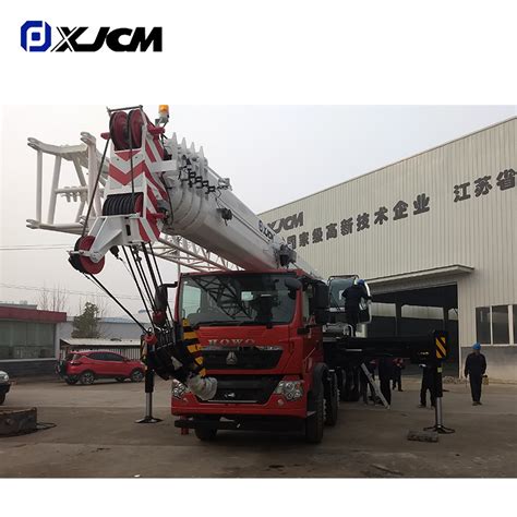 Sinotruk Chassis Two Section Jib Mobile Crane 50 Ton Mobile Crane And Hydraulic Truck Crane