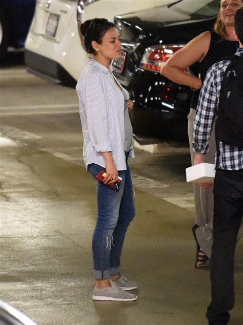 Mila Kunis Street Style Los Angeles July 2016 • Celebmafia