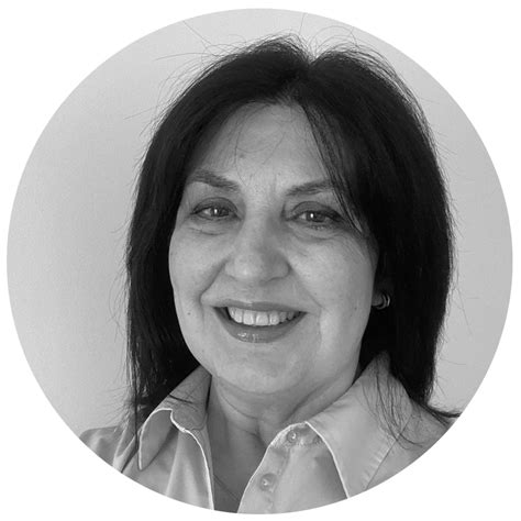 Entrevista A Araceli De Lucas Vocación Al Servicio De La Formación Y La Difusión De