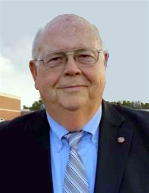 Roger Michael Holcombe Williamsburg Funeral Home