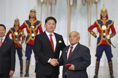 Шинжлэх ухааны ШУА ийн Физик Технологийн Хүрээлэн Facebook