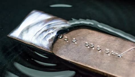 Superhydrophobic And Oleophobic Surfaces Functional Surfaces