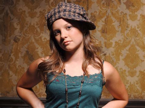 Mackenzie Rosman Mackenzie Rosman Wallpaper Fanpop