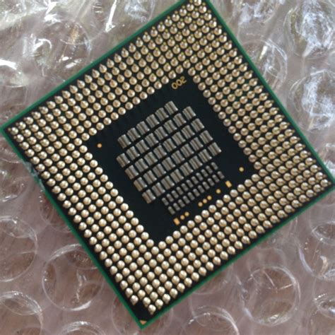 Intel Core 2 Duo T7700 2 4 Ghz 800mhz Dual Core Processor Slaf7 Sla43 Mobile Cpu 735858199353 Ebay