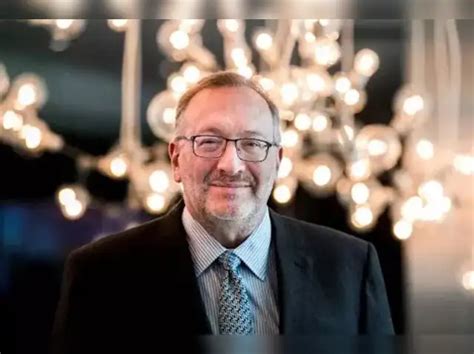 Seth Klarmans 3 Key Techniques To Reduce Investment Risk Avoid