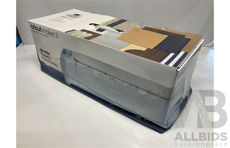 Circut Maker 3 Ultimate Smart Cutting Lot 1508161 Allbids