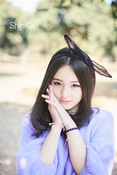 把手握紧，里面什么也没有；把手放开，你得到的是一切。 花瓣网