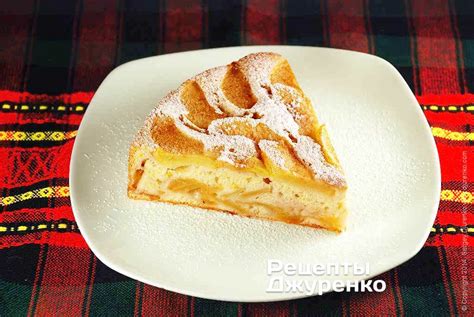 Шарлотка с яблоками сколько выпекать в духовке