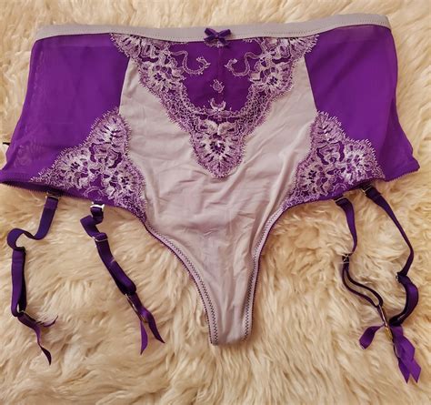 Vintage Victorias Secret Thong Garter Belt Size Large Gem