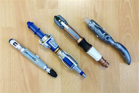Review Thirteenth Doctor Sonic Screwdriver Toy Replica I Am Ben Coleman
