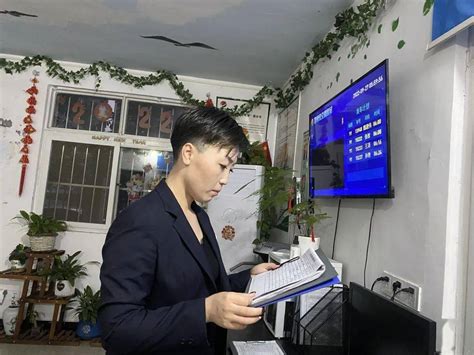 【图说公交事】周三好，新闻早班车祝大家国庆节快乐！ 搜狐汽车 搜狐网