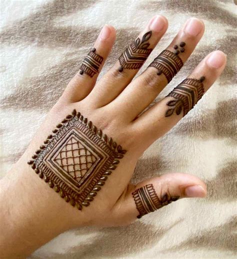 Simple Mehndi Designs भाई दूज के लिए मेहंदी डिजाइन Mehndi Design