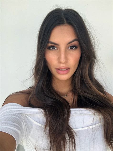 ¿quién Es Gabrielle Britez La Nueva ‘novia De Peso Pluma Infobae