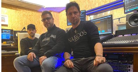 Da Raf A Orietta Berti Tanti Big Nel Nuovo Brano Di Natale Firmato Dal