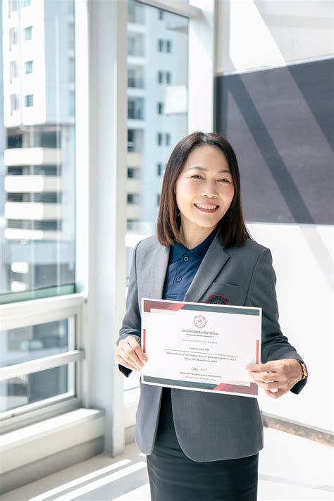 โครงการนำเสนอผลงานโครงการอบรมผู้อำนวยการสายปฏิบัติการ