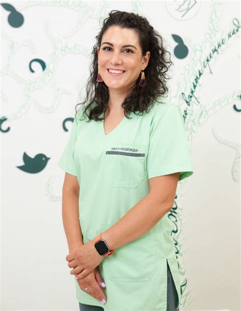 Лекари архив МБАЛ Надежда