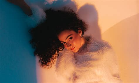 Chella Apresenta Lbum Gravado Na Calif Rnia Em Show No Bourbon Street