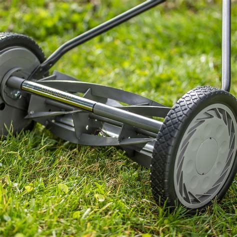 American Lawn Mower 16 Inch Reel Lawn Mower With 5 Blade Ball Bearing