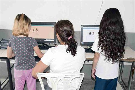 Ejemplo De Democracia Escolar El Diario