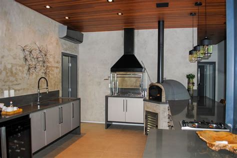 Frechal Arquitetura And Cfl Design 700m