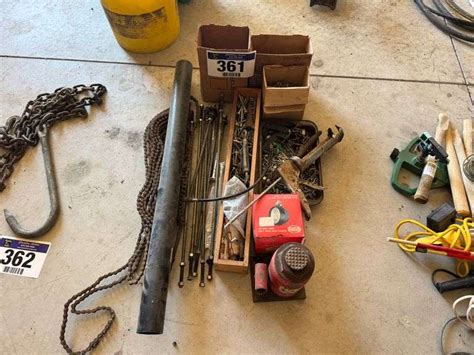Nails Screws Threaded Rod Etc Shackelton Auctions Inc
