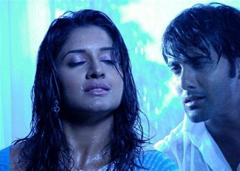 Hot Mallu Actress Vimala Raman Masala Pics In Orange Top Dress Sex