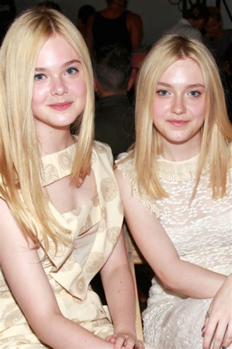 Dakota And Elle Fanning 2012 Dakota Fanning Debuts Vampy Dark Brown
