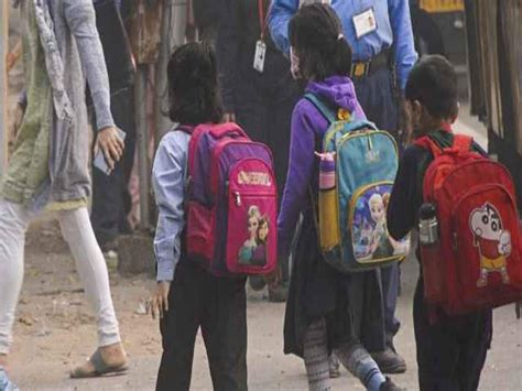 Fine On 100 Schools In Noida And Greater Noida For Not Returning 15