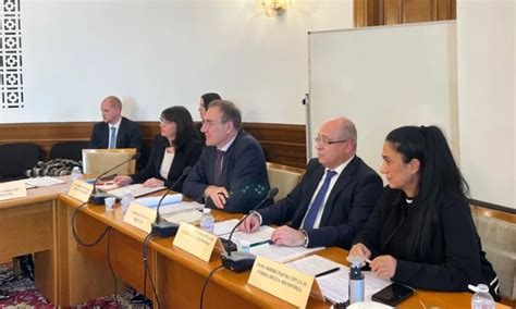 Министър Гуцанов обяви модернизацията на 81 дома за стари хора ᐉ Новини Tribune Bg