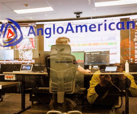 Anglo Espera Ofertas Vinculantes Para Activos De Carbón Australianos En
