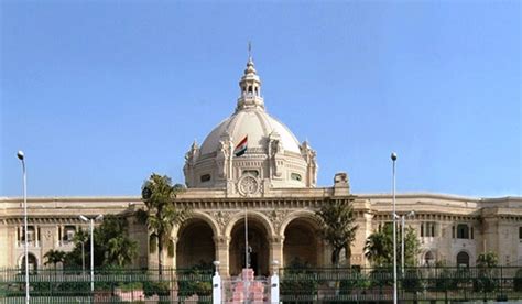 Up Vidhan Sabha Turns Into Court Punishes 6 Policemen For Use Of Force