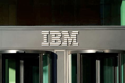 财报前瞻丨 停滞不前的ibm能否迎来转折点？ 股息 评级 收入