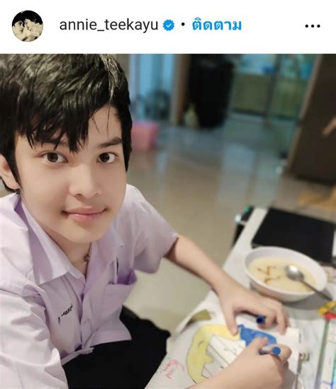 ภูมิใจในตัวลูกชาย แอนนี่ บรู๊ค ยิ้มแก้มปริ “น้องฑีฆายุ” สอบแข่งขันพูดภาษาอังกฤษ คว้าอันดับ 1