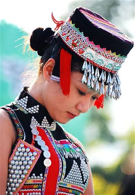 傣”样百出，把美景穿身上，原来云南傣族服饰有这么多学问！云南服饰傣族新浪新闻