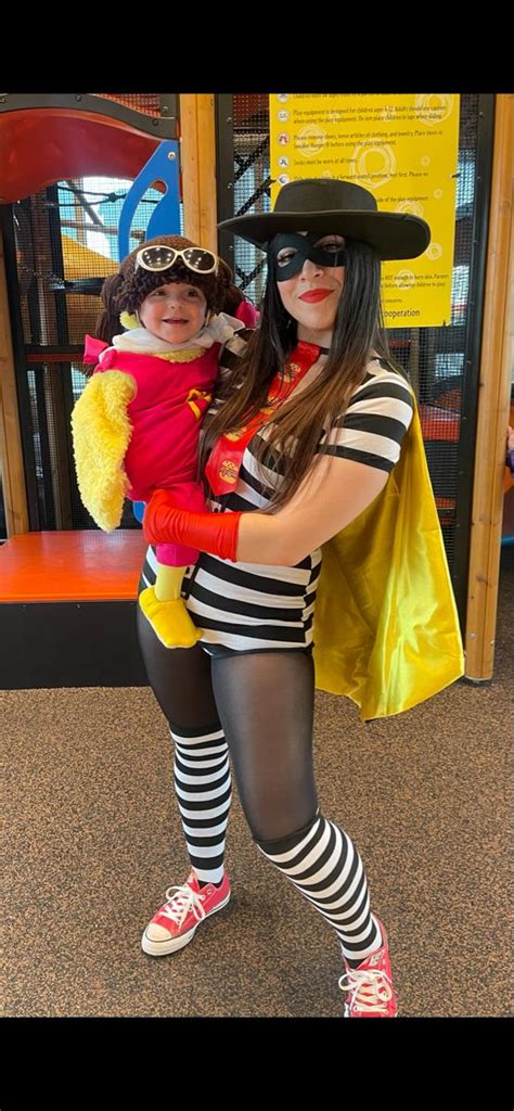 Mcdonalds Costumes Hamburglar And Birdie Clever Halloween Costumes