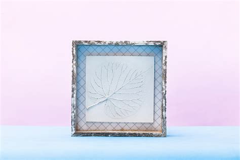 벽 예술을위한 식물 성 베이스 릴리프 잎이있는 세련된 거실 인테리어3d 석고 장식 객실의 현대적이고 고급스러움있는 인테리어 0명에 대한 스톡 사진 및 기타 이미지 Istock