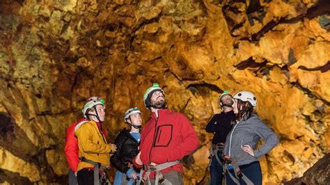 Inside The Volcano החוויה האיסלנדית