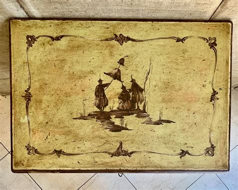 18th Century Italian Ladies Desk For Sale At 1stdibs