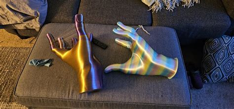 2 Big Hand Jobs Right Here R3dprinting