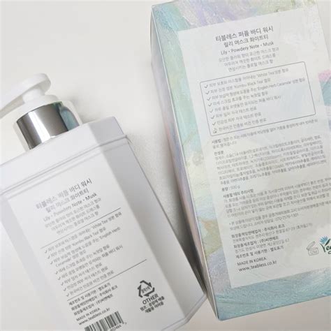 노뺌뺌 광고 티블레스 체험단리뷰 제품제공ㅣ티블레스 릴리 머스크 화이트티 바디워시 식물성 계면활성제를 사용하여 민감한 피부에도 사용가능하며 또 고운 녹찻잎 입자가