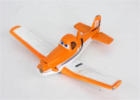 Disney Pixar Planes Dusty Crop Hopper Toy Plane D7 Model Collectable