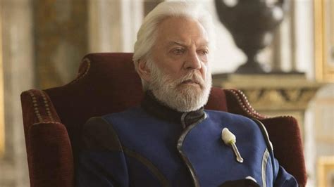 Hunger Games Un 18enne Coriolanus Snow è Il Protagonista Del Nuovo