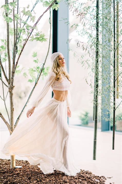 Gio Rodrigues Lança Coleção De Vestidos De Noiva Em Desfile Digital